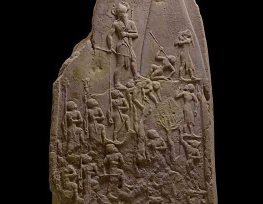 Stèle de victoire de Narâm-Sîn, roi d'Akkad - La Revue d'Histoire Militaire